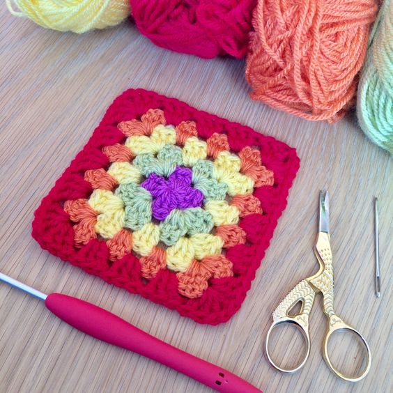 Classic Granny Square - Handmade Learning Here