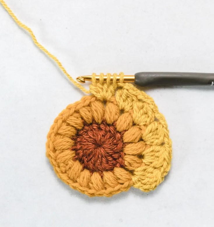 Crochet Sunburst Granny Square - Handmade Learning Here