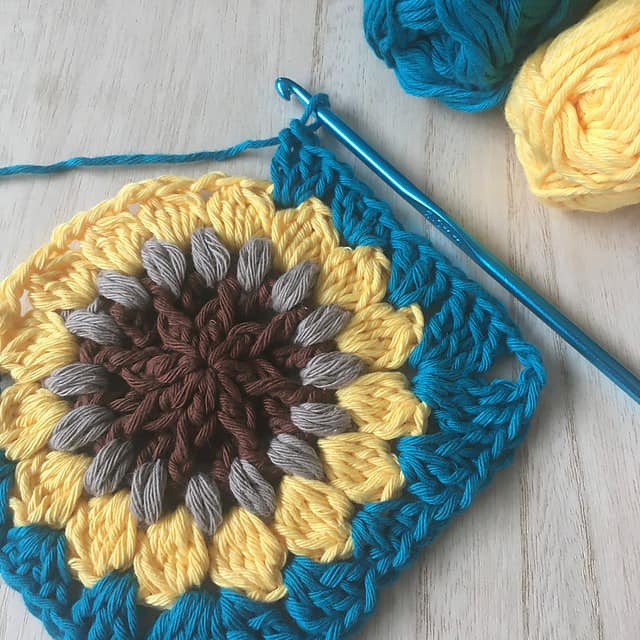 Crochet Sunburst Granny Square - Handmade Learning Here