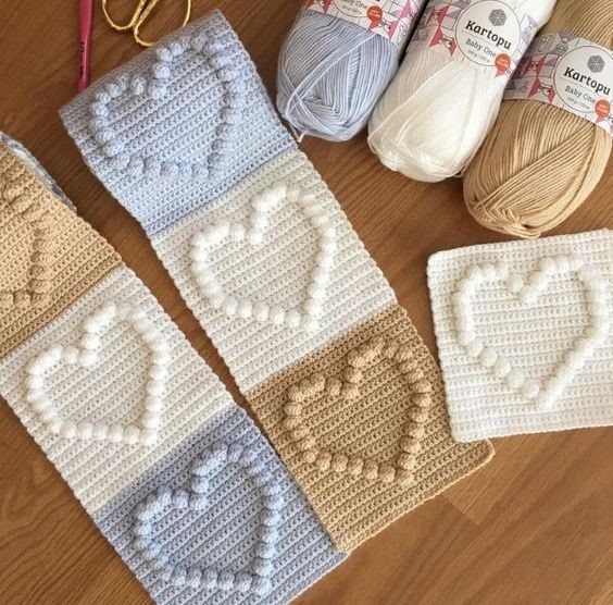 Crochet Heart Bobble - Handmade Learning Here