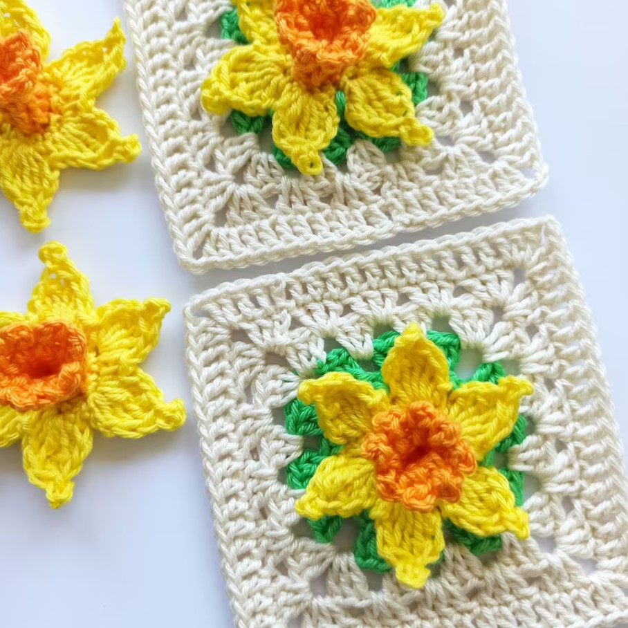 Narcissus Square - Handmade Learning Here