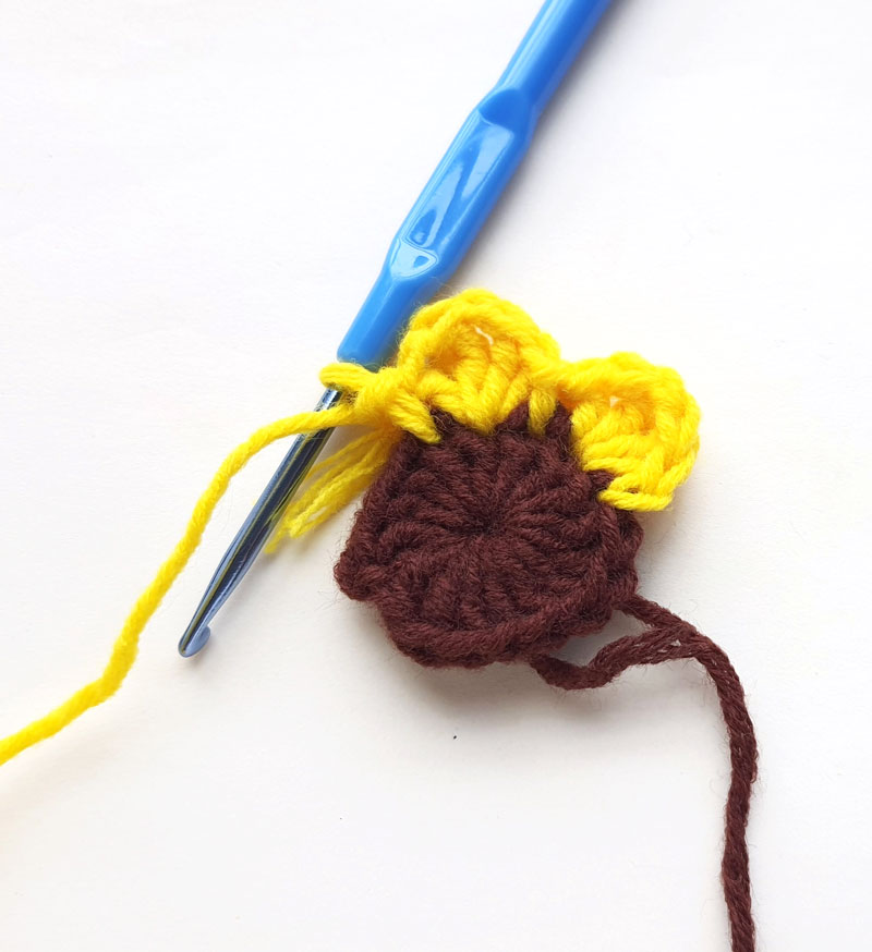 Crochet Sunflower - Handmade Learning Here