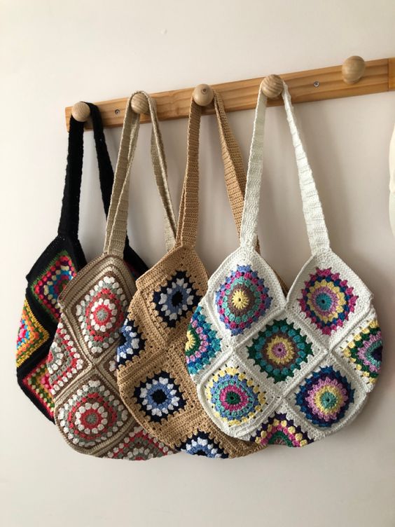 Granny Square Purse - Handmade Learning Here