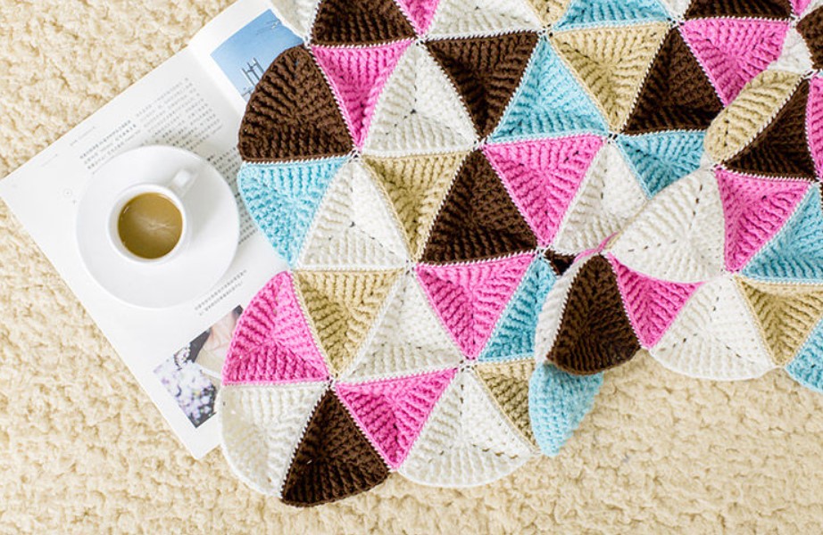 Crochet 3D Triangle Motif - Handmade Learning Here