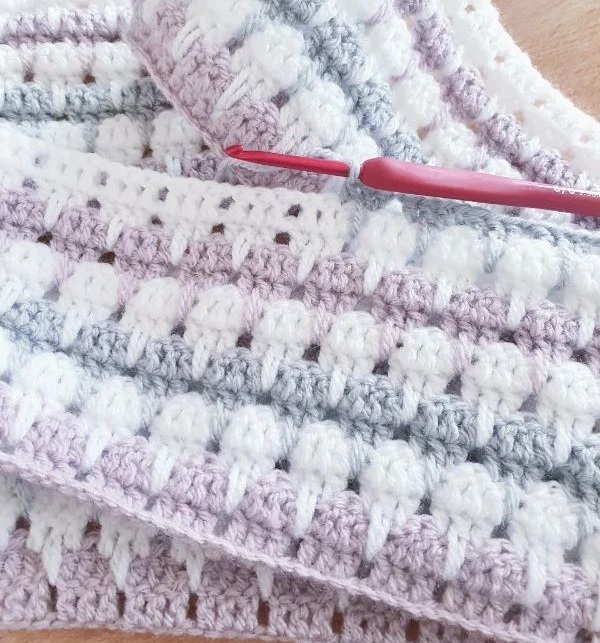 Larksfoot Stitch - Handmade Learning Here